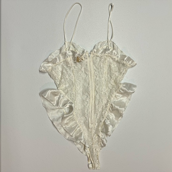 Victoria's Secret | Intimates & Sleepwear | Vintage Victorias Secret ...